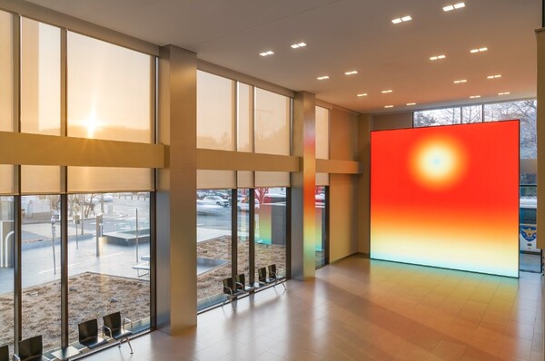 "한국서 뉴욕현대미술관의 세계적 디지털 아트 만난다" 현대카드, 본사에 'MoMA Digital Wall' 설치